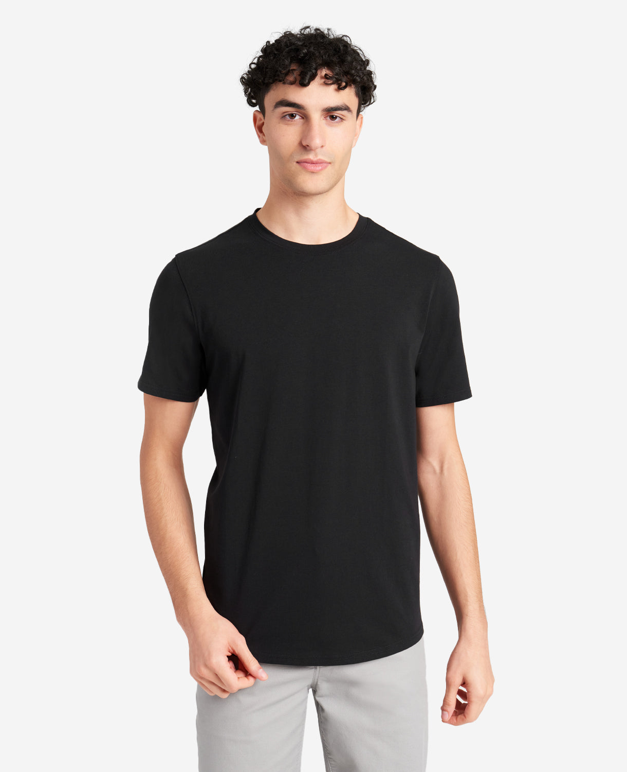 Men's Black Performance Crew Neck T-Shirt | Kenneth Cole
